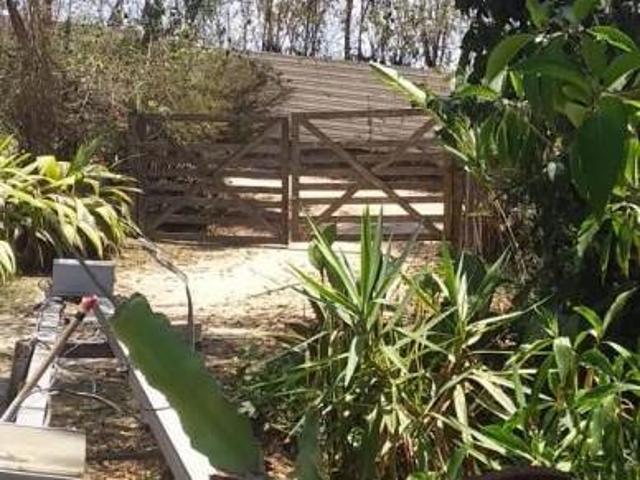 Fazenda / Sítios / Chácaras com 3 quartos à venda em Pedro Leopoldo, no bairro 01