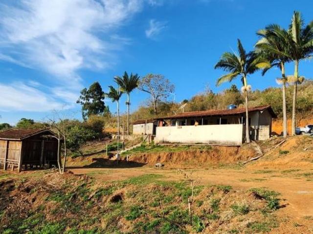Fazenda / Sítios / Chácaras com 2 quartos à venda em São Gonçalo Do Sapucaí, no bairro Ribeiros