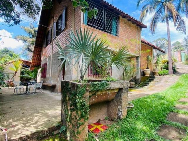 Fazenda / Sítios / Chácaras com 2 quartos à venda em Ribeirão Das Neves, no bairro Vila Terezópolis
