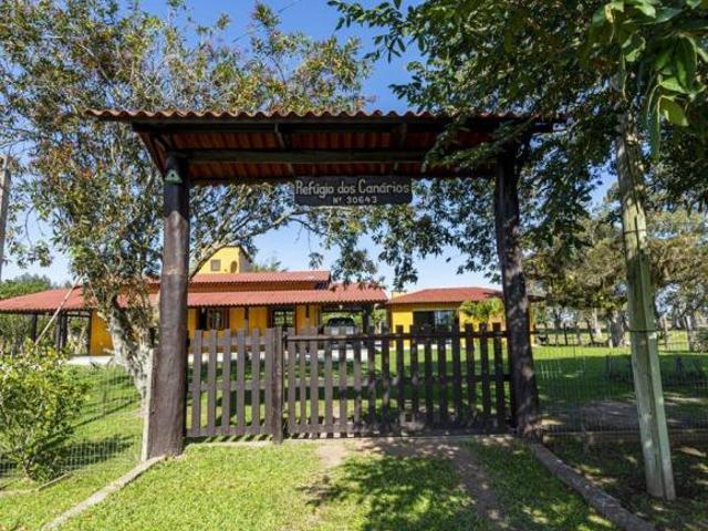 Fazenda / Sítios / Chácaras com 4 quartos à venda em Glorinha, no bairro Centro