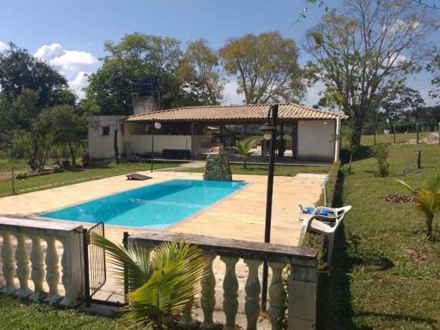 Fazenda / Sítios / Chácaras com 4 quartos à venda em Esmeraldas, no bairro Urucuia