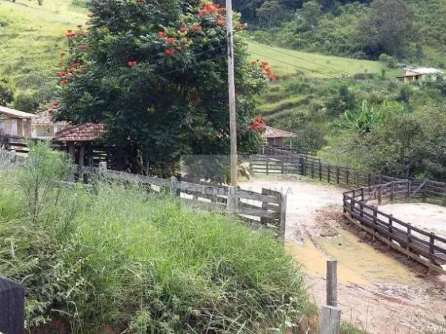 Fazenda à venda, 968000 m² por R$ 3.200.000 Rural Lagoinha/SP