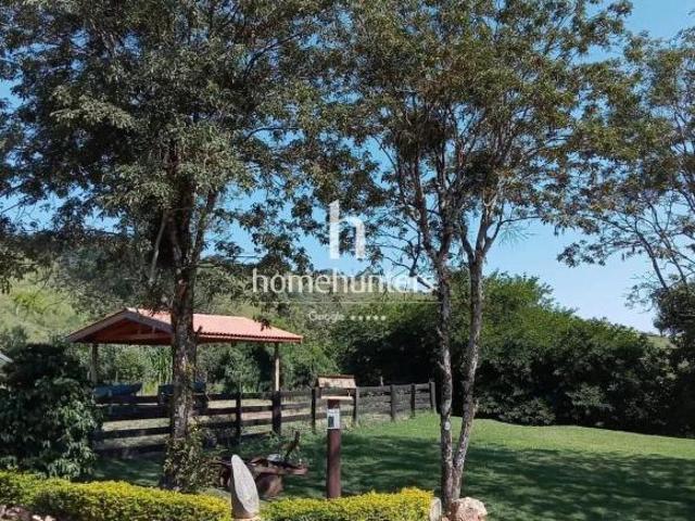 Fazenda vende Serra Negra. Agropecuária, turismo e lazer