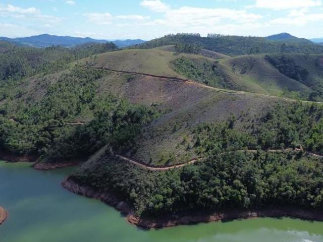 Fazenda para venda em Centro, Paraibuna
