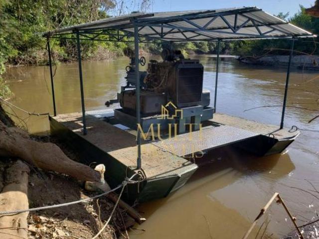 Fazenda para venda em Centro, Goiás