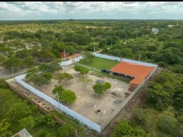Fazenda/SÃtio/ChÃ¡cara para venda possui 310 metros quadrados com 2 quartos