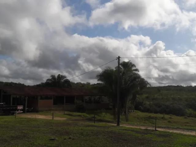 Fazenda/Sítio com 10 Quartos e 10 banheiros à Venda, 1000 m² por R$ 1.900.000
