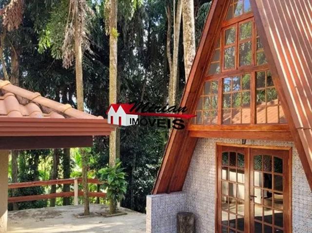 Fazenda/Sítio com 1 Quarto e 2 banheiros à Venda, 150 m² por R$ 350.000
