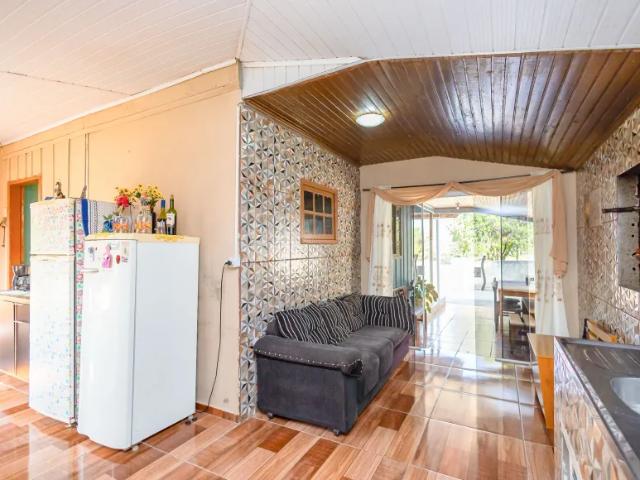 Fazenda/Sítio com 2 Quartos e 1 banheiro à Venda, 650 m² por R$ 380.000