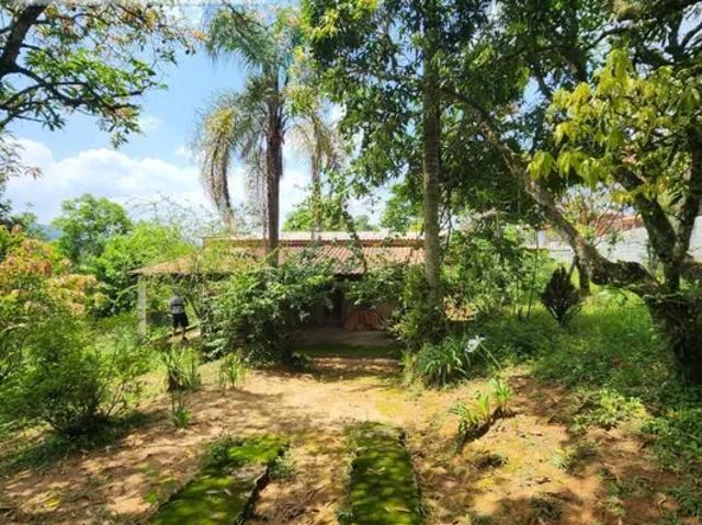 Fazenda/Sítio com 2 Quartos e 1 banheiro à Venda, 80 m² por R$ 270.000