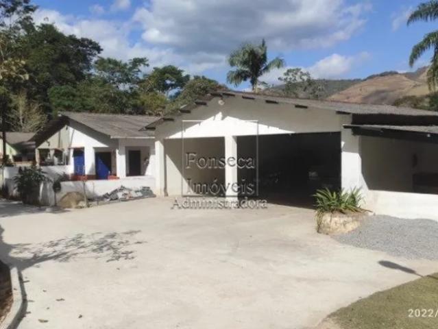 Fazenda/Sítio com 2 Quartos e 1 banheiro à Venda, 120 m² por R$ 300.000