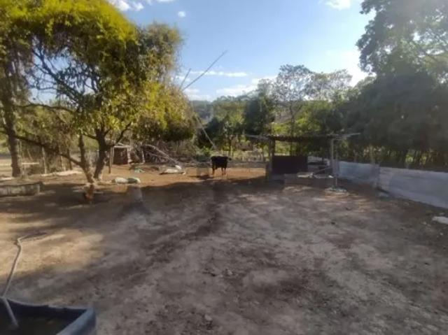 Fazenda/Sítio com 2 Quartos e 1 banheiro à Venda, 2000 m² por R$ 290.000
