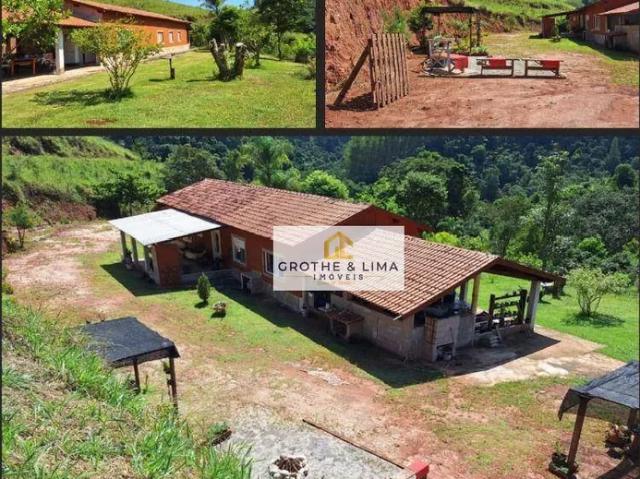 Fazenda/Sítio com 2 Quartos e 2 banheiros à Venda, 152 m² por R$ 1.399.200