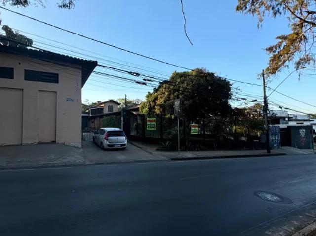 Fazenda/Sítio com 2 Quartos e 2 banheiros à Venda, 2000 m² por R$ 2.650.000