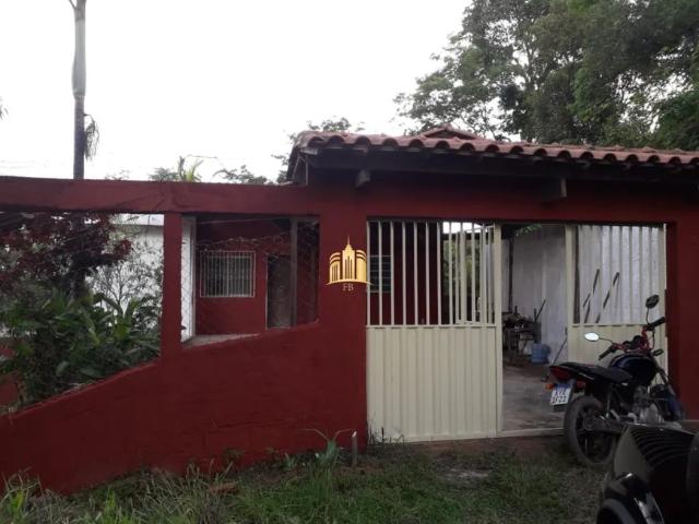Fazenda/Sítio com 2 Quartos e 2 banheiros à Venda, 250 m² por R$ 280.000