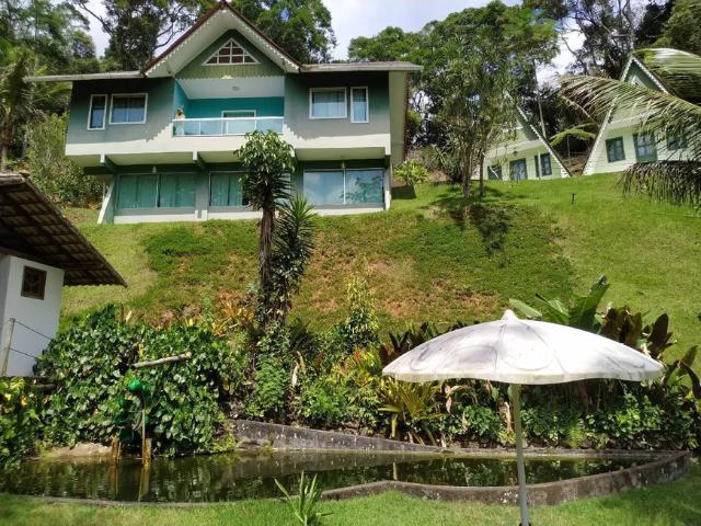 Fazenda/Sítio com 2 Quartos e 2 banheiros à Venda por R$ 1.800.000