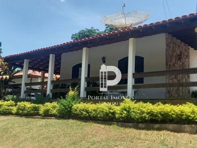 Fazenda/Sítio com 2 Quartos e 3 banheiros à Venda, 3 m² por R$ 2.000.000