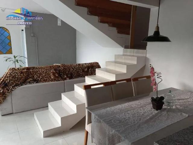 Fazenda/Sítio com 2 Quartos e 3 banheiros à Venda, 300 m² por R$ 749.000