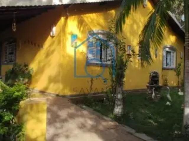 Fazenda/Sítio com 2 Quartos e 3 banheiros à Venda, 80 m² por R$ 360.000