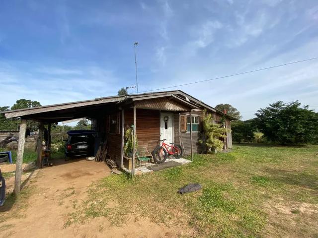 Fazenda/Sítio com 3 Quartos e 1 banheiro à Venda, 1400 m² por R$ 160.000