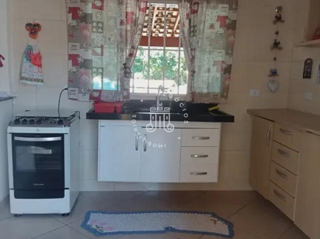 Fazenda/Sítio com 3 Quartos e 2 banheiros à Venda, 115 m² por R$ 420.000