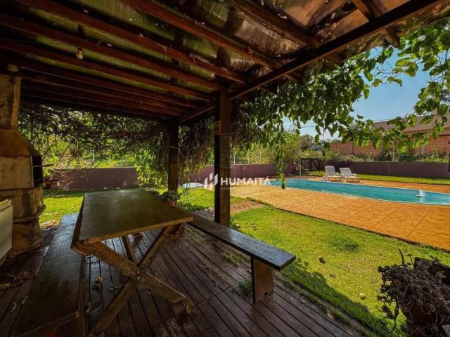 Fazenda/Sítio com 3 Quartos e 2 banheiros à Venda, 154 m² por R$ 1.300.000