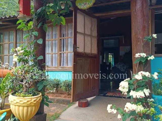Fazenda/Sítio com 3 Quartos e 2 banheiros à Venda, 1990 m² por R$ 350.000