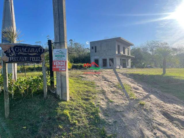 Fazenda/Sítio com 3 Quartos e 2 banheiros à Venda, 2000 m² por R$ 325.000