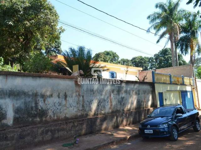 Fazenda/Sítio com 3 Quartos e 2 banheiros à Venda, 2400 m² por R$ 1.100.000