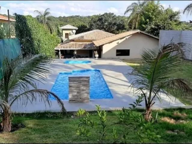Fazenda/Sítio com 3 Quartos e 2 banheiros à Venda, 2500 m² por R$ 749.999