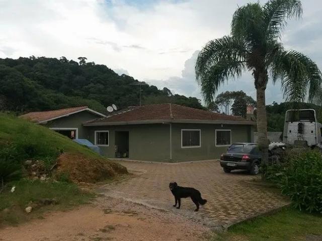 Fazenda/Sítio com 3 Quartos e 2 banheiros à Venda, 60000 m² por R$ 899.000