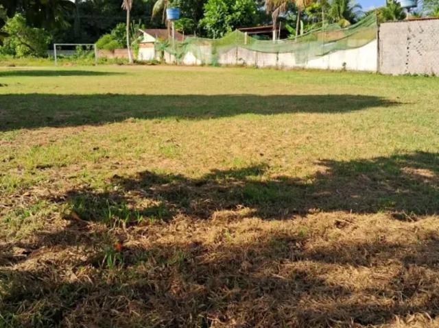 Fazenda/Sítio com 3 Quartos e 3 banheiros à Venda, 10000 m² por R$ 2.000.000