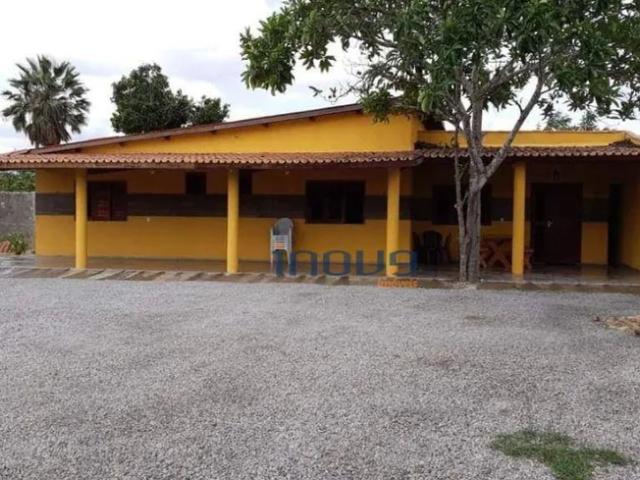 Fazenda/Sítio com 3 Quartos e 3 banheiros à Venda, 2204 m² por R$ 380.000