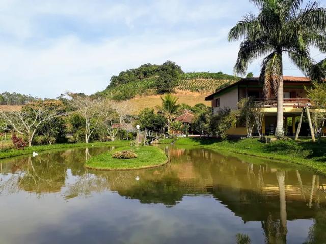 Fazenda/Sítio com 3 Quartos e 4 banheiros à Venda, 30000 m² por R$ 1.275.000