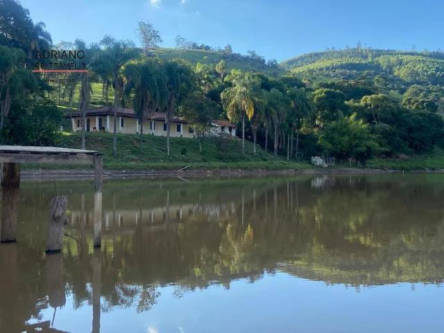 Fazenda/Sítio com 3 Quartos e 6 banheiros à Venda, 500 m² por R$ 4.000.000