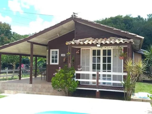 Fazenda/Sítio com 4 Quartos e 1 banheiro à Venda, 700 m² por R$ 350.000