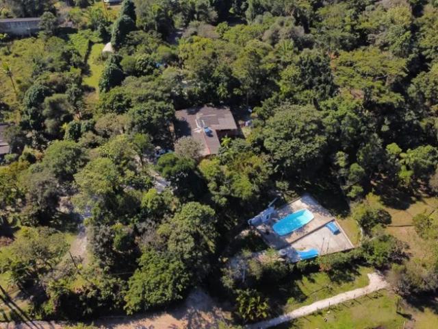 Fazenda/Sítio com 4 Quartos e 1 banheiro à Venda, 170 m² por R$ 500.000