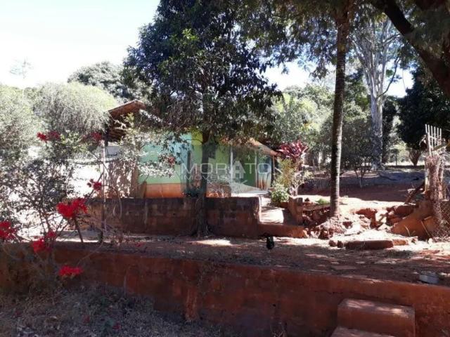 Fazenda/Sítio com 4 Quartos e 2 banheiros à Venda, 2400 m² por R$ 1.500.000
