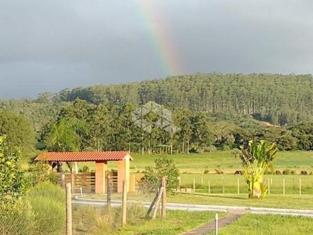 Fazenda/Sítio com 4 Quartos e 3 banheiros à Venda, 40.000m², Bairro Lami
