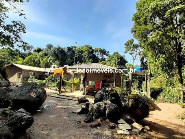 Fazenda/Sítio com 4 Quartos e 3 banheiros à Venda, 43192 m² por R$ 1.100.000