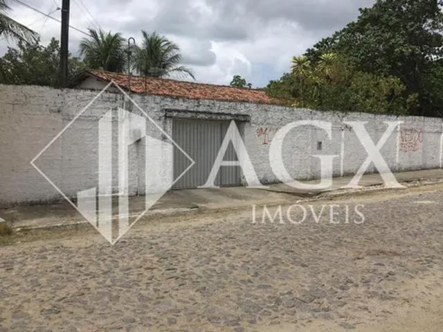 Fazenda/Sítio com 4 Quartos e 4 banheiros à Venda, 720 m² por R$ 350.000