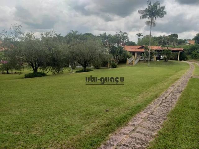 Fazenda/Sítio com 4 Quartos e 5 banheiros à Venda, 2420 m² por R$ 1.700.000