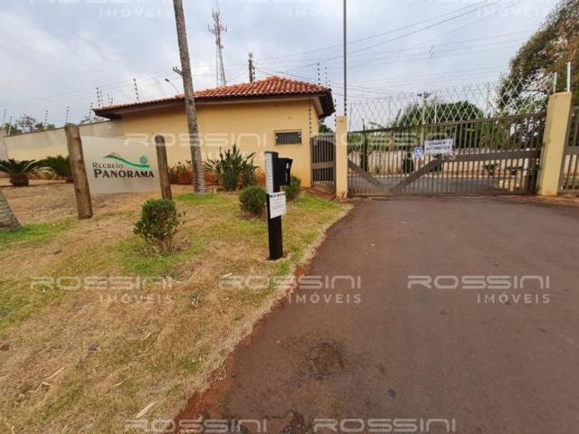 Fazenda/Sítio com 4 Quartos e 5 banheiros à Venda, 300 m² por R$ 1.600.000