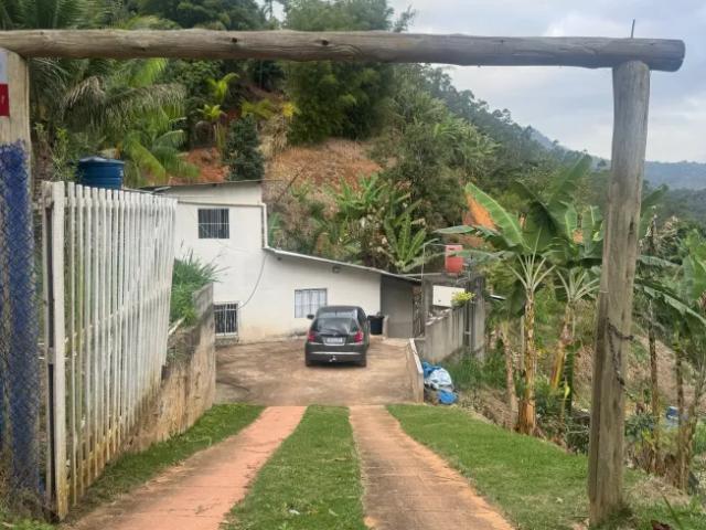 Fazenda/Sítio com 5 Quartos e 2 banheiros à Venda, 120 m² por R$ 290.000