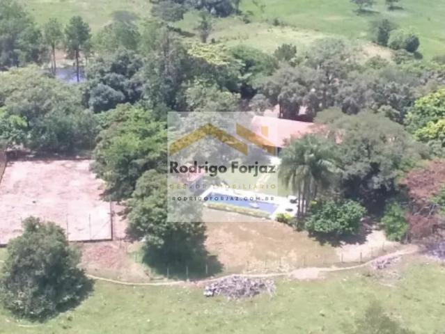 Fazenda/Sítio com 5 Quartos e 4 banheiros à Venda, 24000 m² por R$ 1.100.000