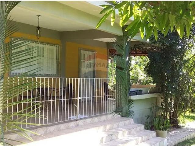 Fazenda/Sítio com 5 Quartos e 6 banheiros à Venda, 450 m² por R$ 1.100.000