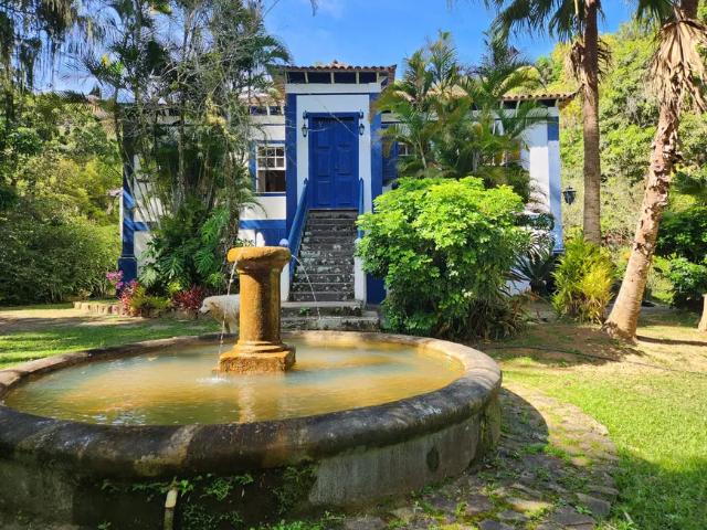 Fazenda/Sítio com 6 Quartos e 8 banheiros à Venda, 344000 m² por R$ 3.500.000