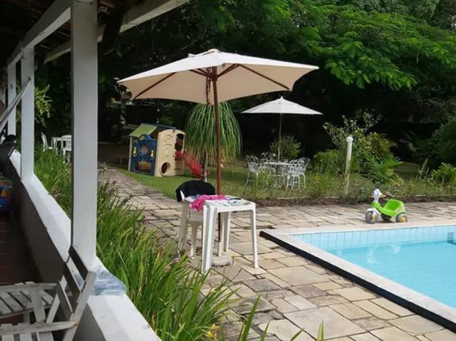 Fazenda/Sítio com 7 Quartos e 4 banheiros à Venda, 200 m² por R$ 949.000