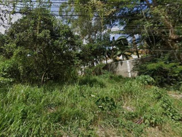 FAZENDINHA ÓTIMO TERRENO EM LEVE ACLIVE EM BOLSÃO RESIDENCIAL