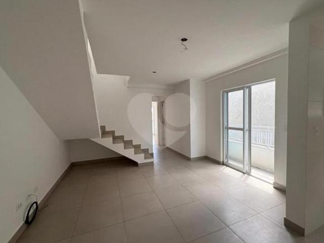Fazendinha Cobertura duplex com 2 quartos 1 vaga 117m2 privativos